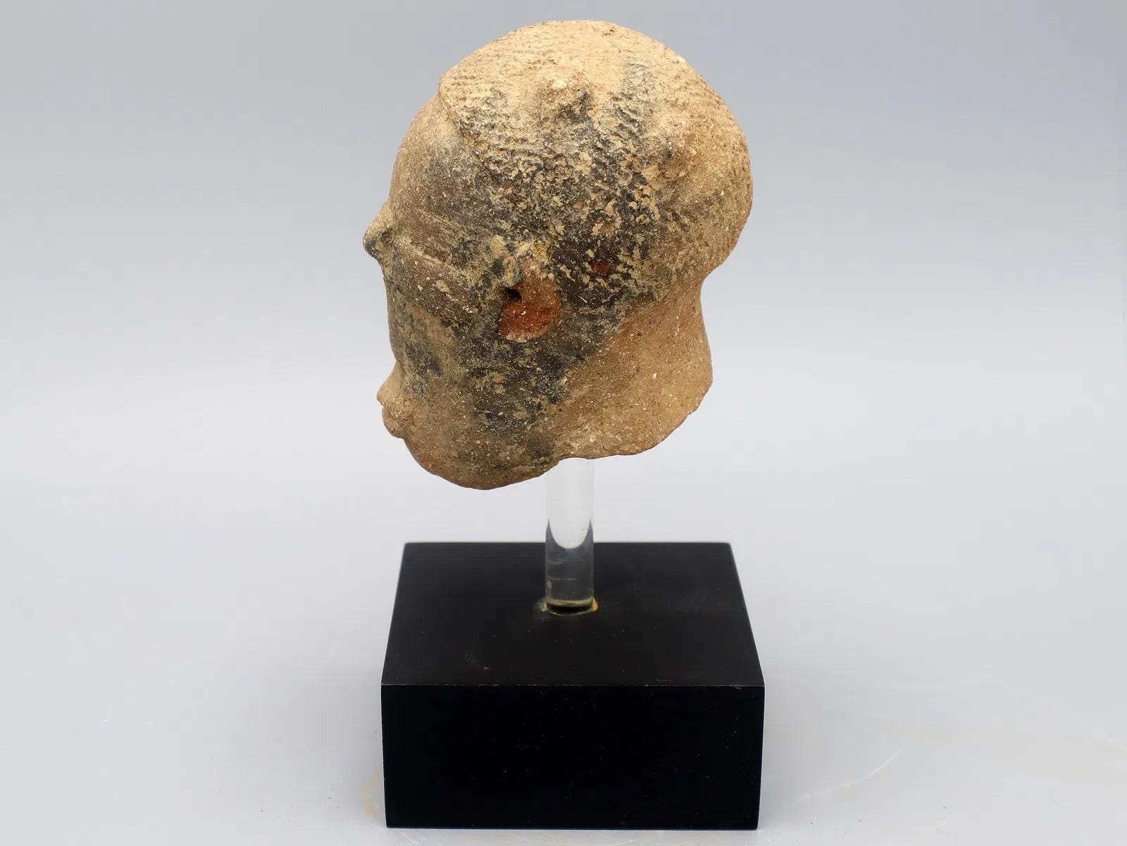 Ancient NOK Civilization Terracotta Burial Female Sculpture With Stand ...