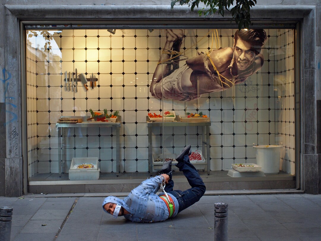 Funny Weird Street Art Performance, Calle Fuencarral Madrid Spain ...