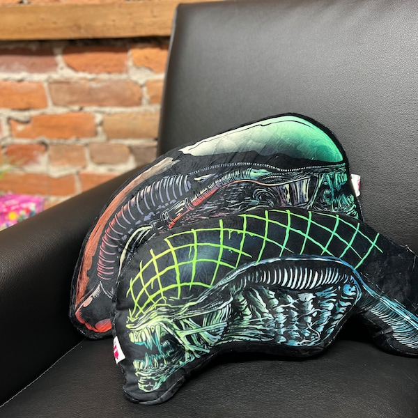 Xenomorph Plush - Etsy