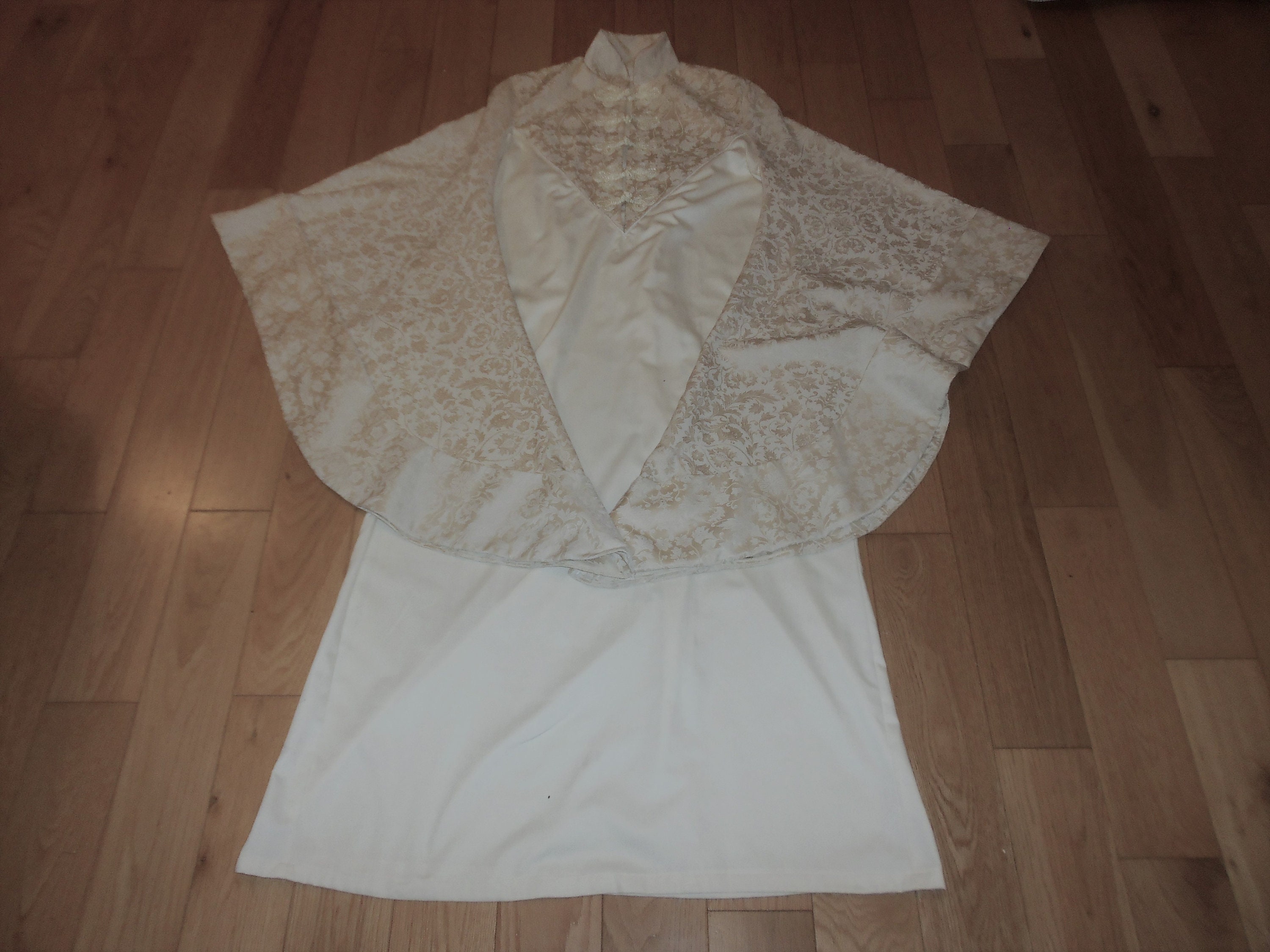 Saruman Tunic. LOTR Cosplay. Ivory Damask and Cotton Robe. - Etsy UK