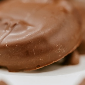 Chocolate Dipped Oreo Cookie Gift Box - Etsy