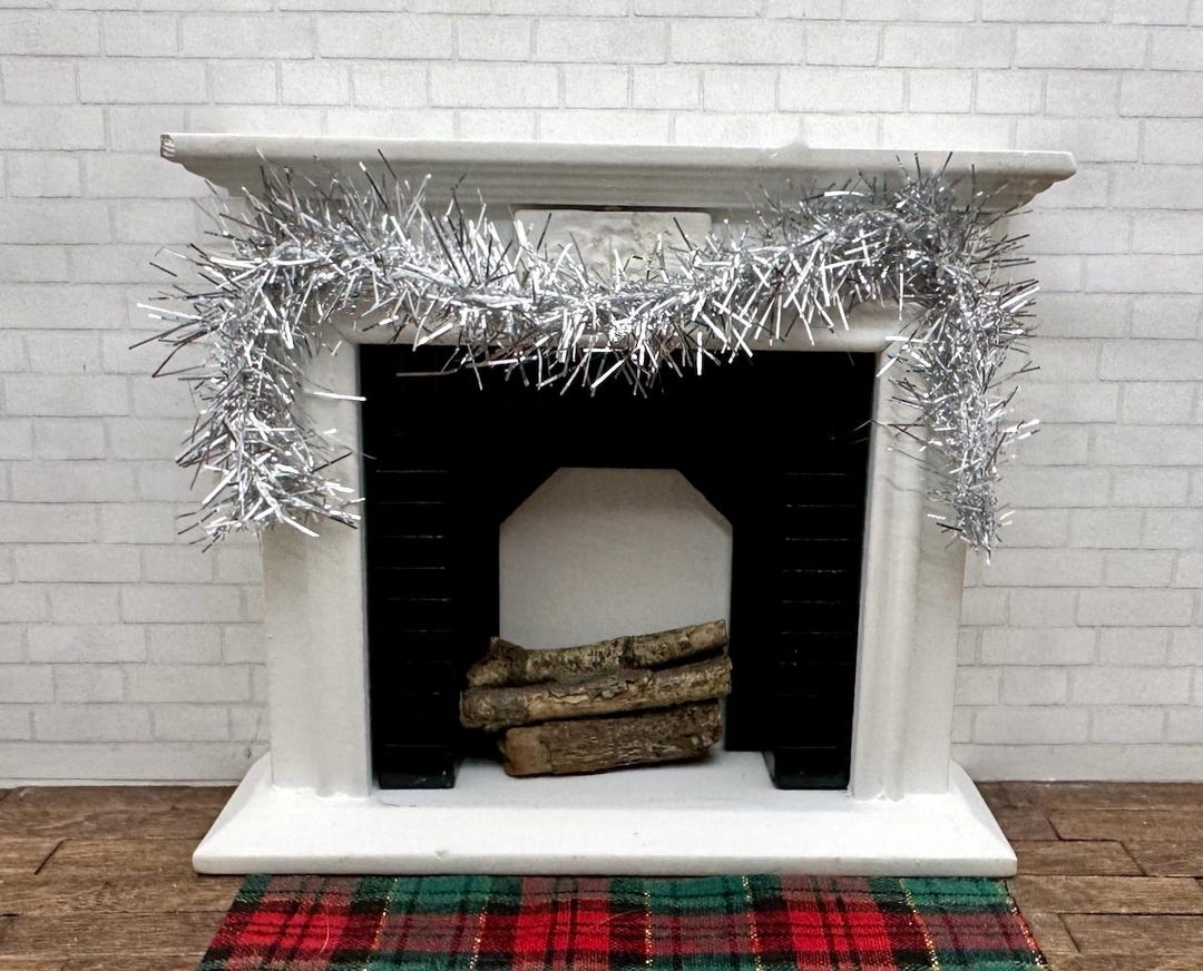 MINIATURE Christmas Tinsel Garland for Dollhouse - Decorate Mantel ...