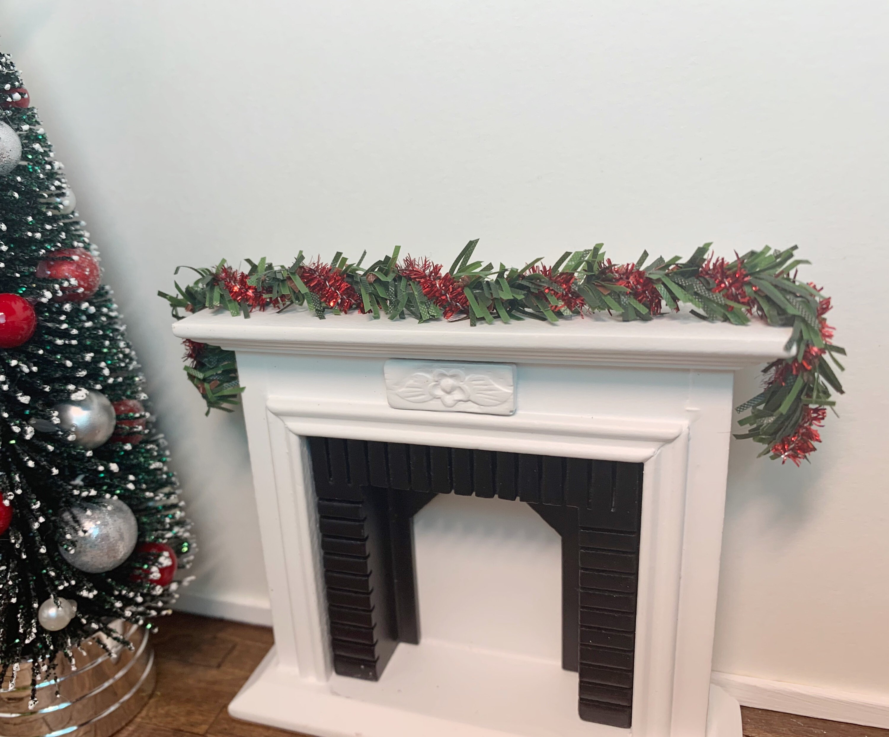 MINIATURE Christmas Garland 1:12 Scale Evergreen With Red | Etsy