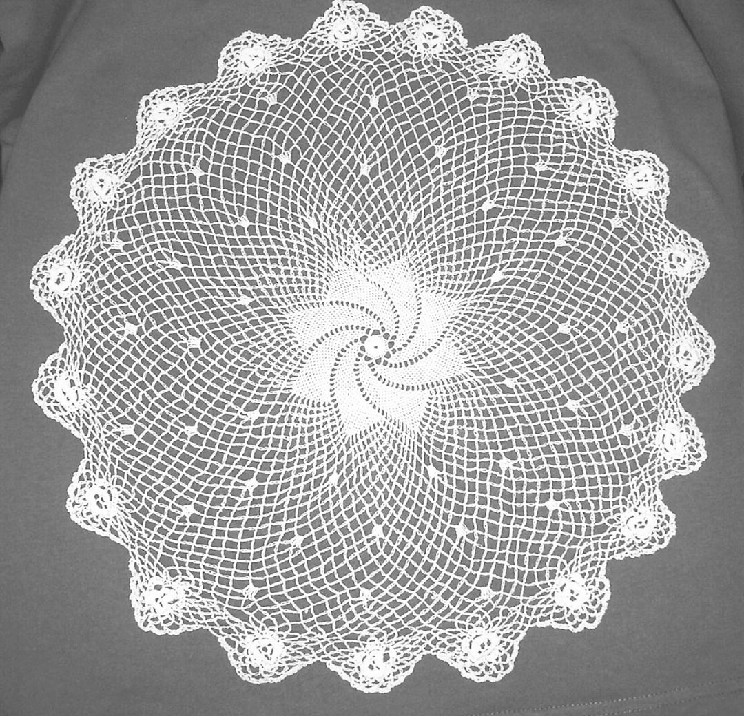IRISH ROSE 16 in WHITE Dolly Fine Crocheted Doily W/ Small - Etsy Canada