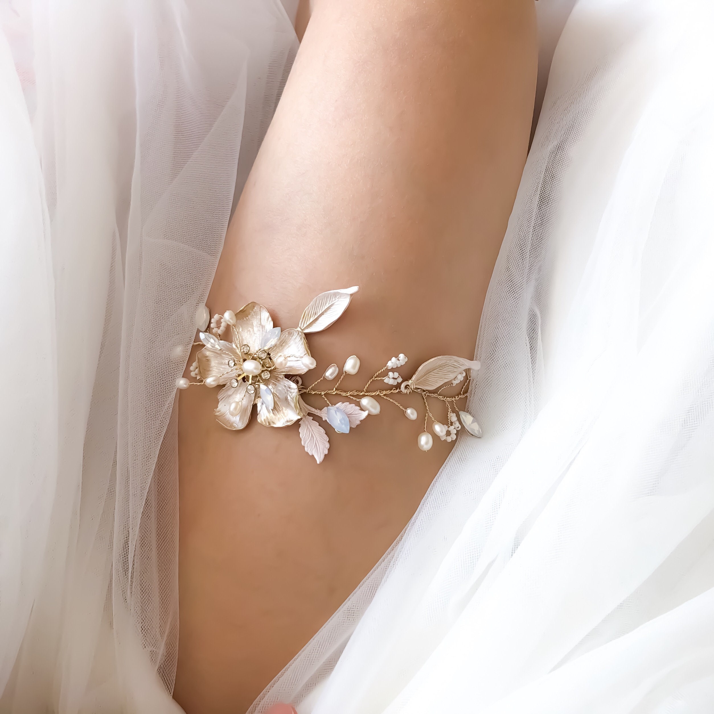 New Design Non Slip Delicate Rhinestone Wedding Garter Set - Etsy