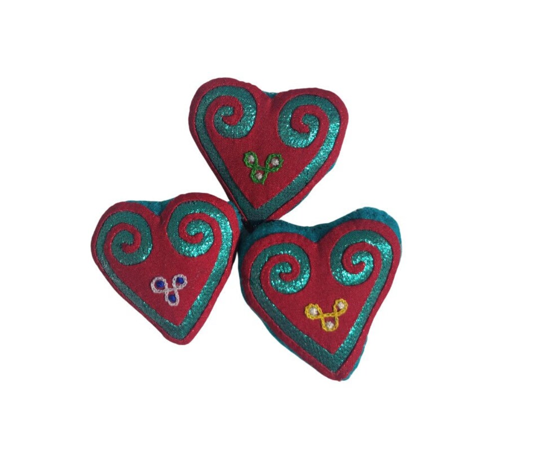 Heart Lamé and Felt Pins | Hmong Collectible | Flower Cloth - Etsy