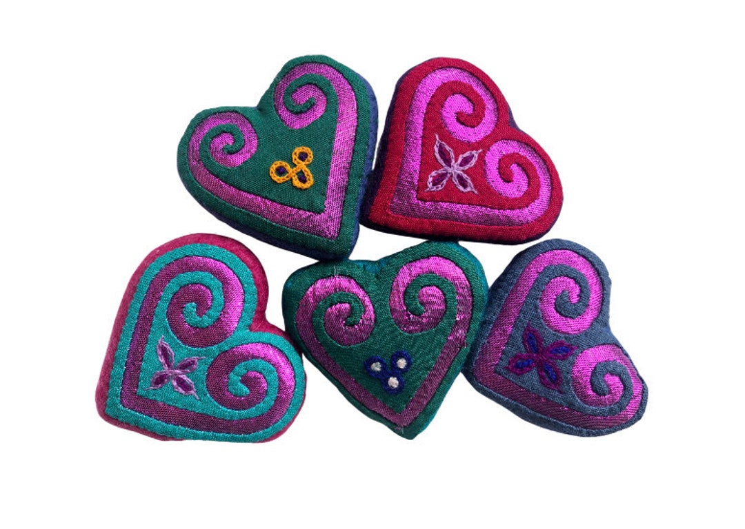 Heart Lamé and Felt Pins | Hmong Collectible | Flower Cloth - Etsy