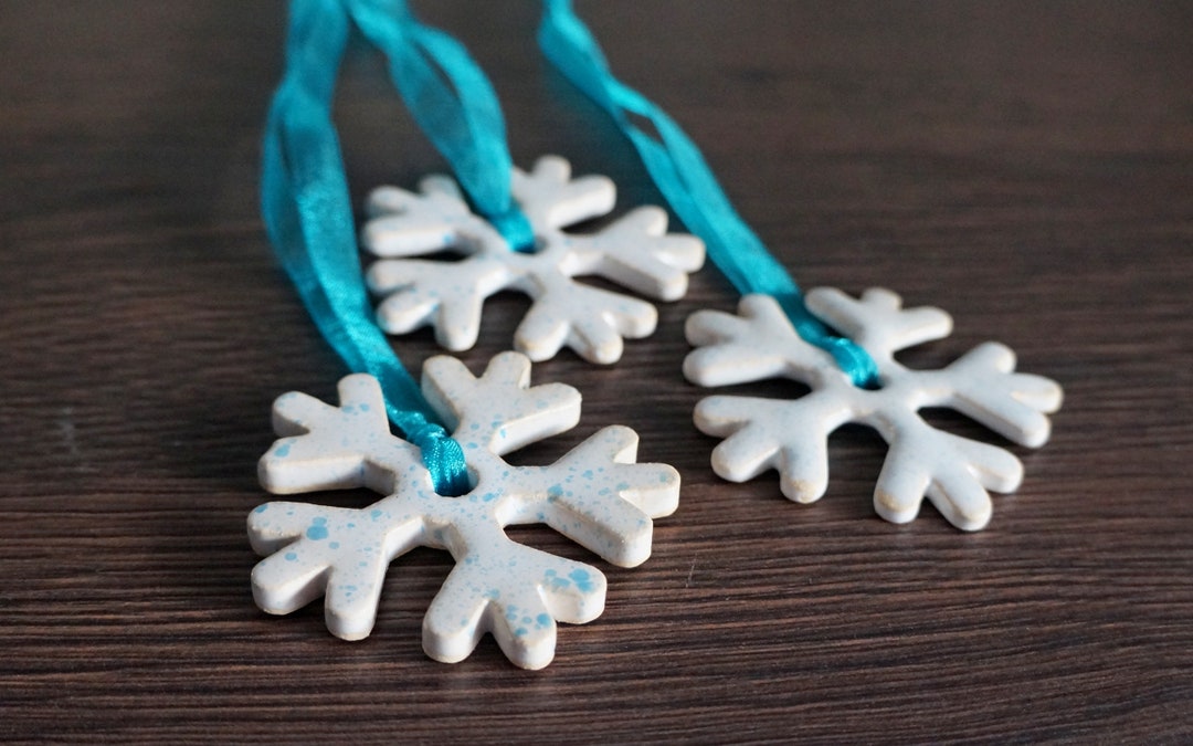 Ceramic Christmas Ornaments Set of 3 Snowflake Ornaments for Christmas ...