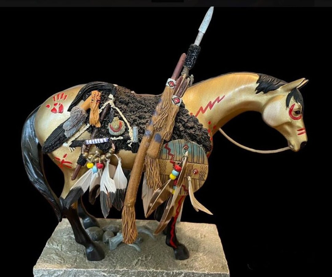 Vintage TRAIL of PAINTED PONIES 1549 Gold Medicine Horse Figurine ...