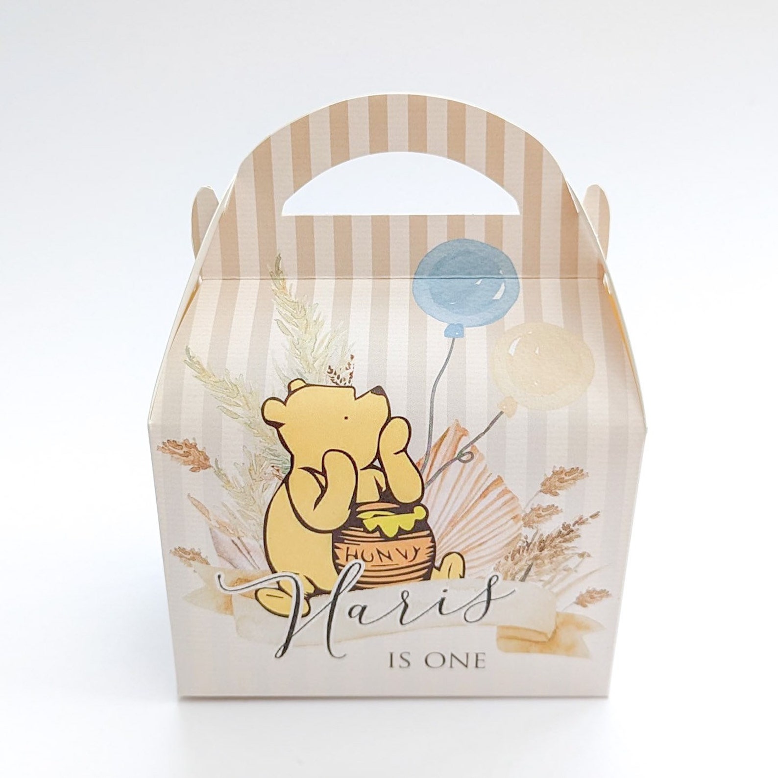 Winnie the Pooh Classic Floral Personalised Childrens Party Box Gift ...
