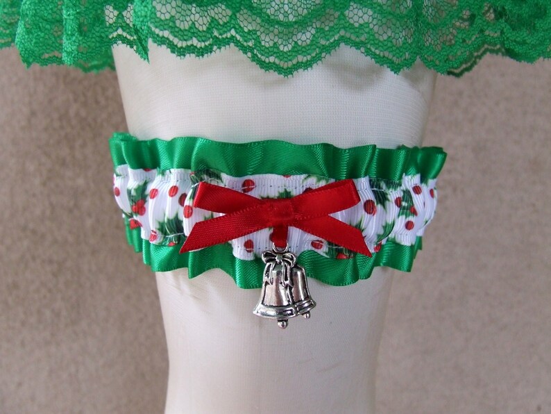 Holly and Ivy Wedding Garter Set: Custom Charms, Holiday Bridal Shower ...