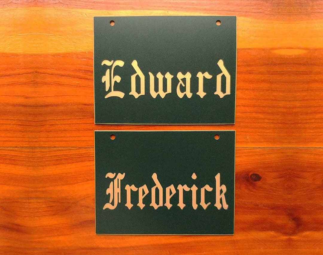 DOG CRATE SIGN 4" X 3" Show - Custom Engraved Durable Plastic Laminate ...