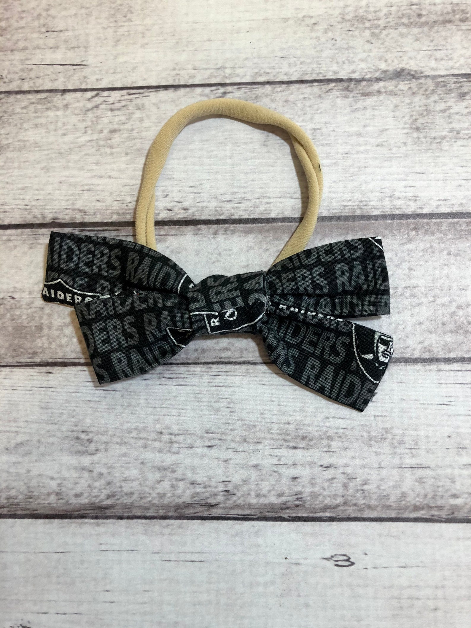 Las Vegas Raiders Football Elastic Nylon Stretch Knot Bow One Size ...