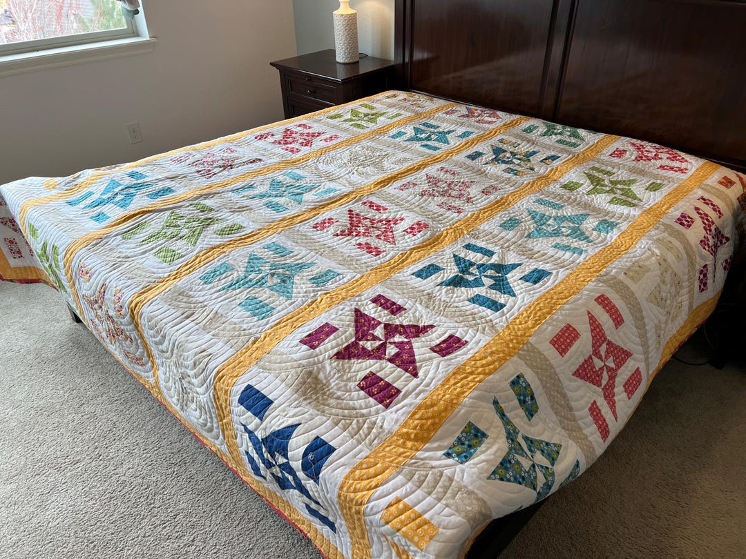 Yellow Pinwheel/ Ninja Star Quilt in King Size - Etsy
