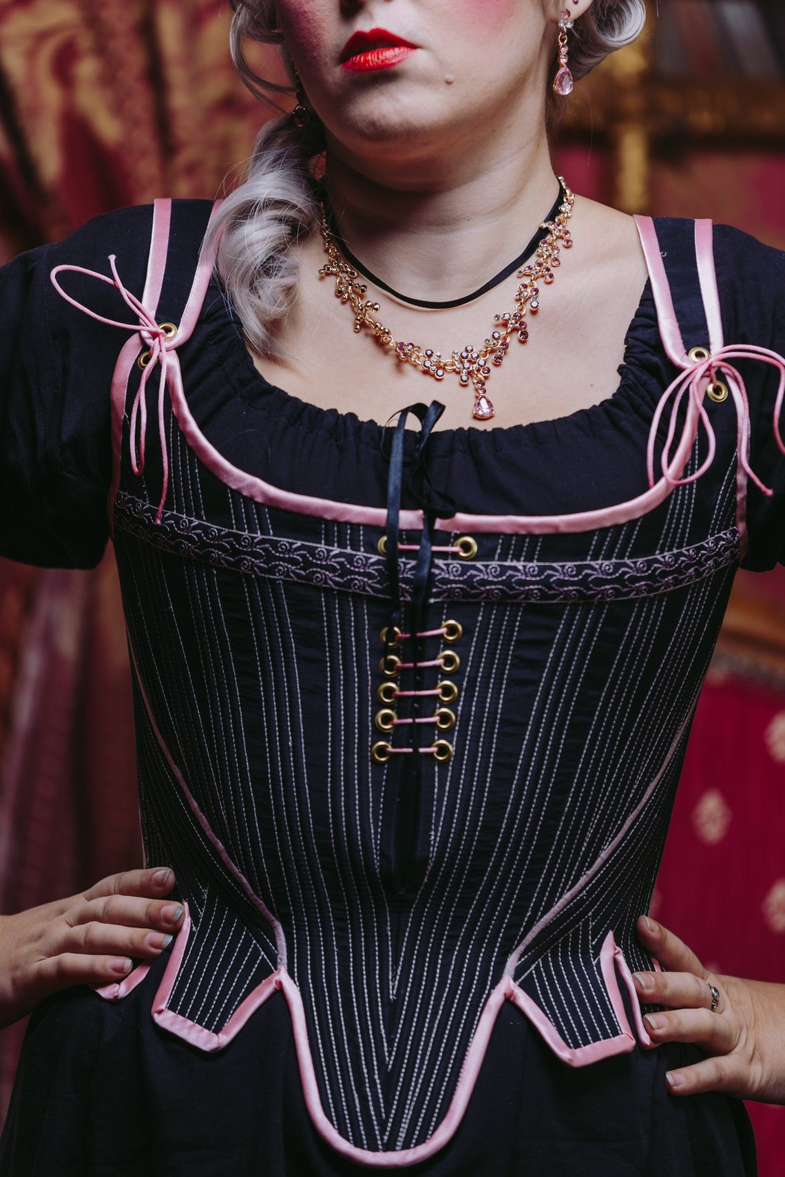 1780 Pair of Stays Corset 18th Century Marie-antoinette Fêtes Galantes ...