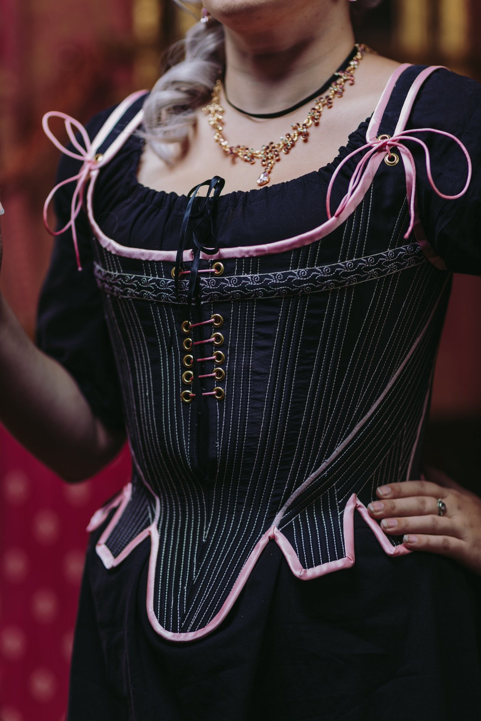 1780 Pair of Stays Corset 18th Century Marie-antoinette Fêtes Galantes ...