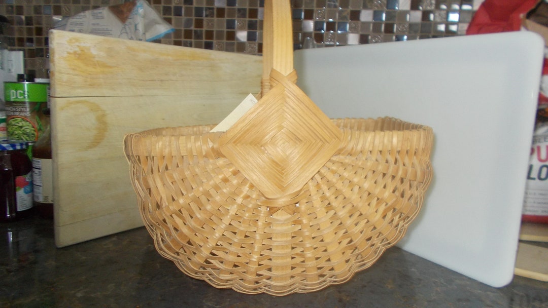 Retro Brookside Basket New Greenfield,ma. - Etsy