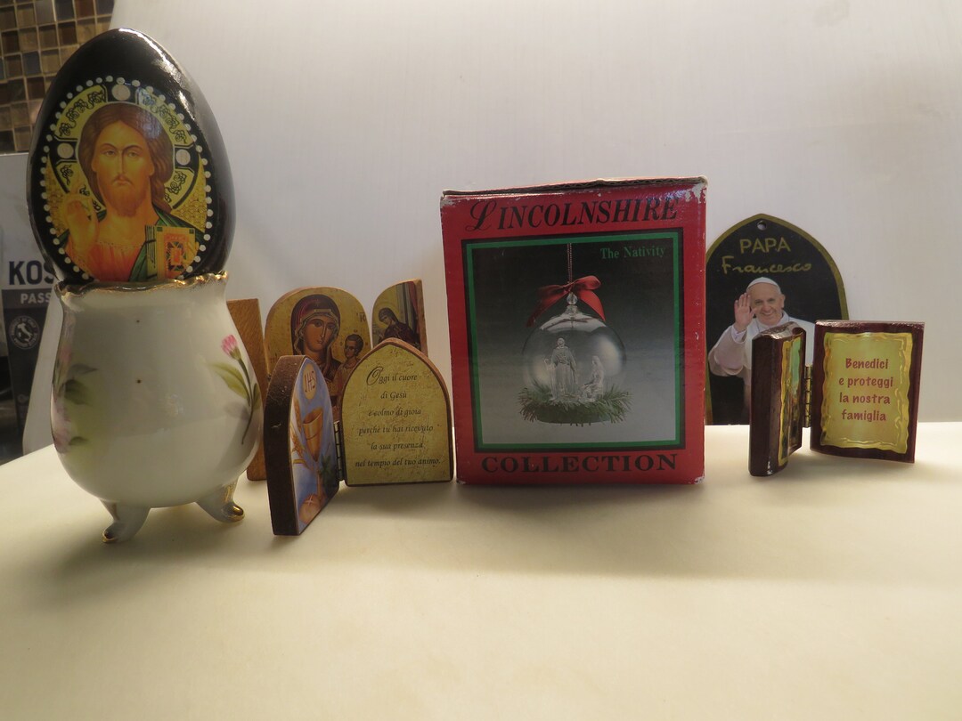 6 Religious Collectible's Pope/navity Ornament - Etsy