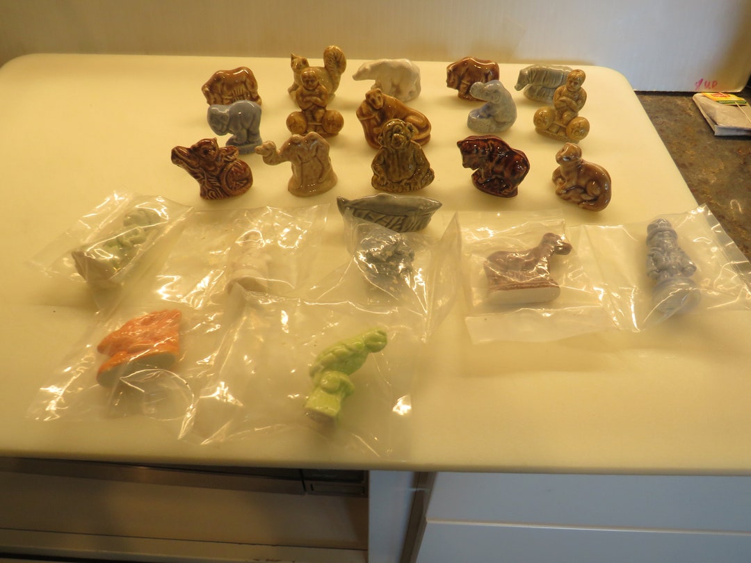 Lot of 23 Vintage Wade Animal & Figurines Made in England - Etsy