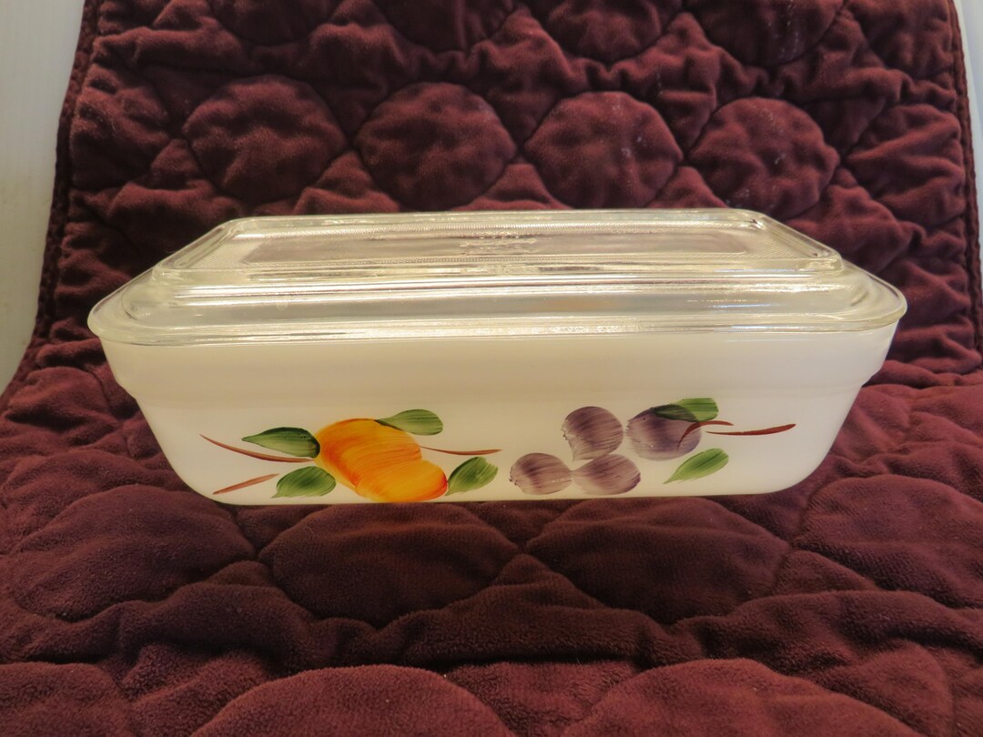 Vintage Fire King Oven Ware Refrigerator Dish W/cover Gay Fad Fruit ...