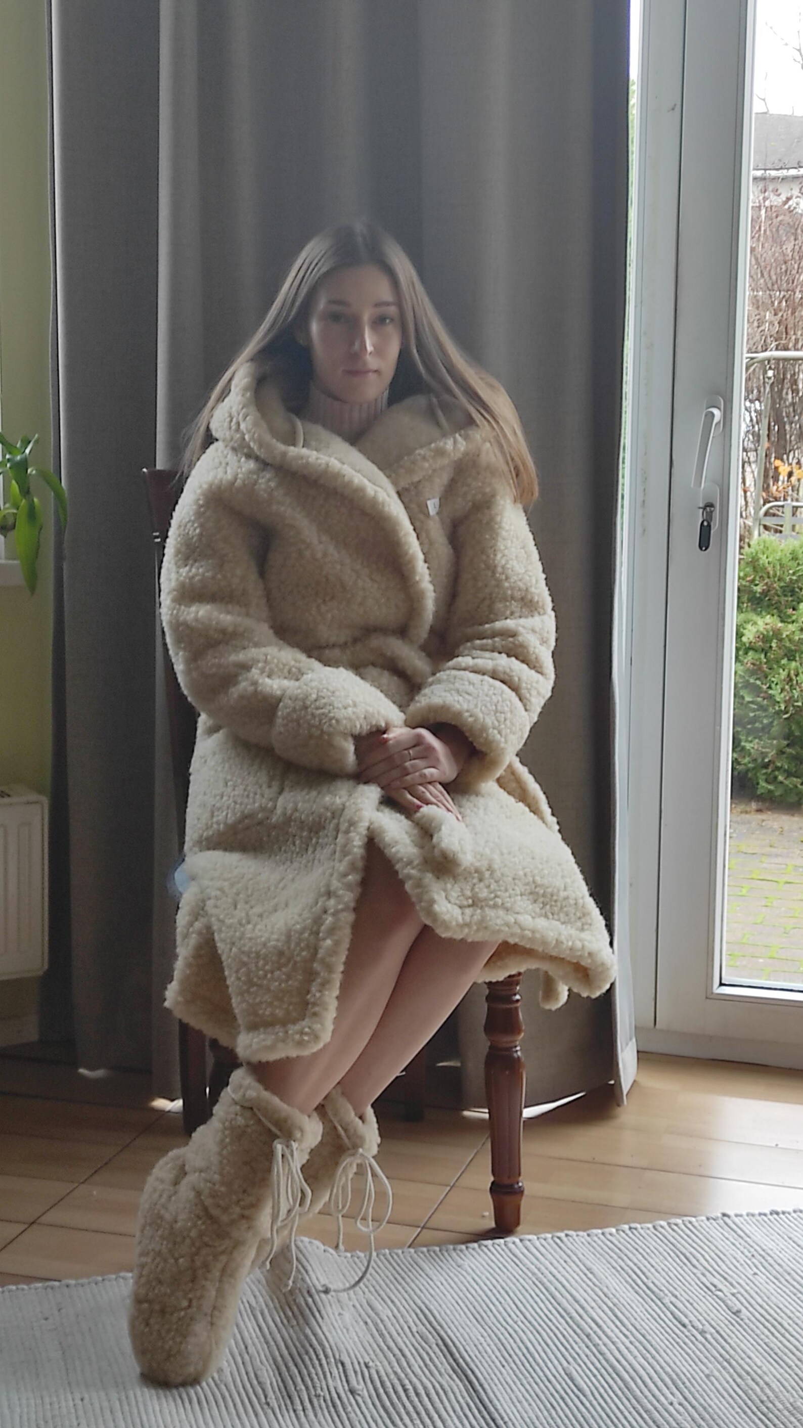 Merino Wool Hooded Bathrobe: Soft Sheep Wool Robe - Etsy