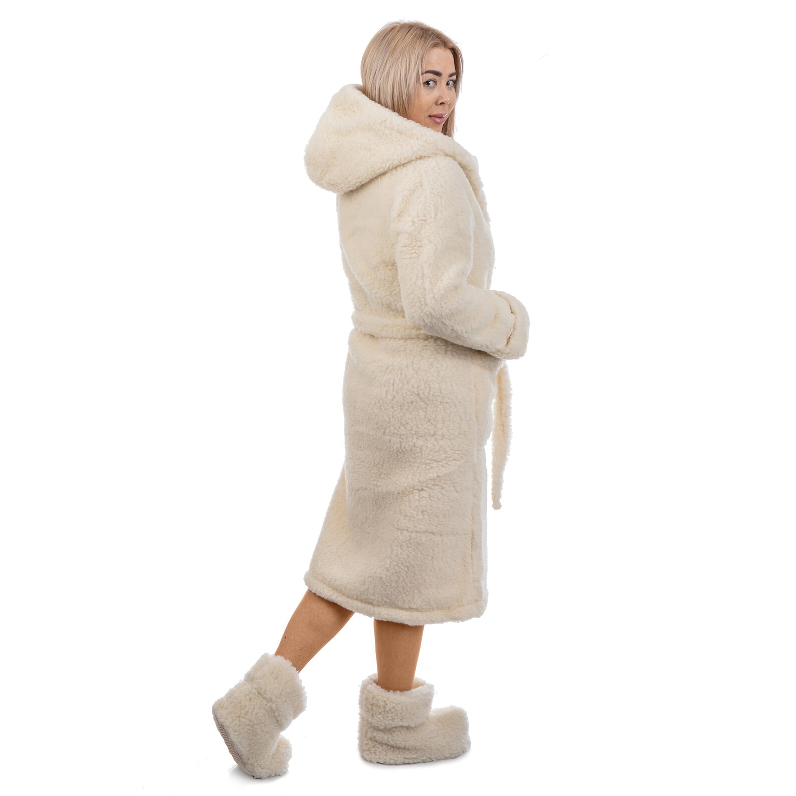 Merino Wool Hooded Robe: Sheep Wool Bathrobe, Warm Loungewear - Etsy