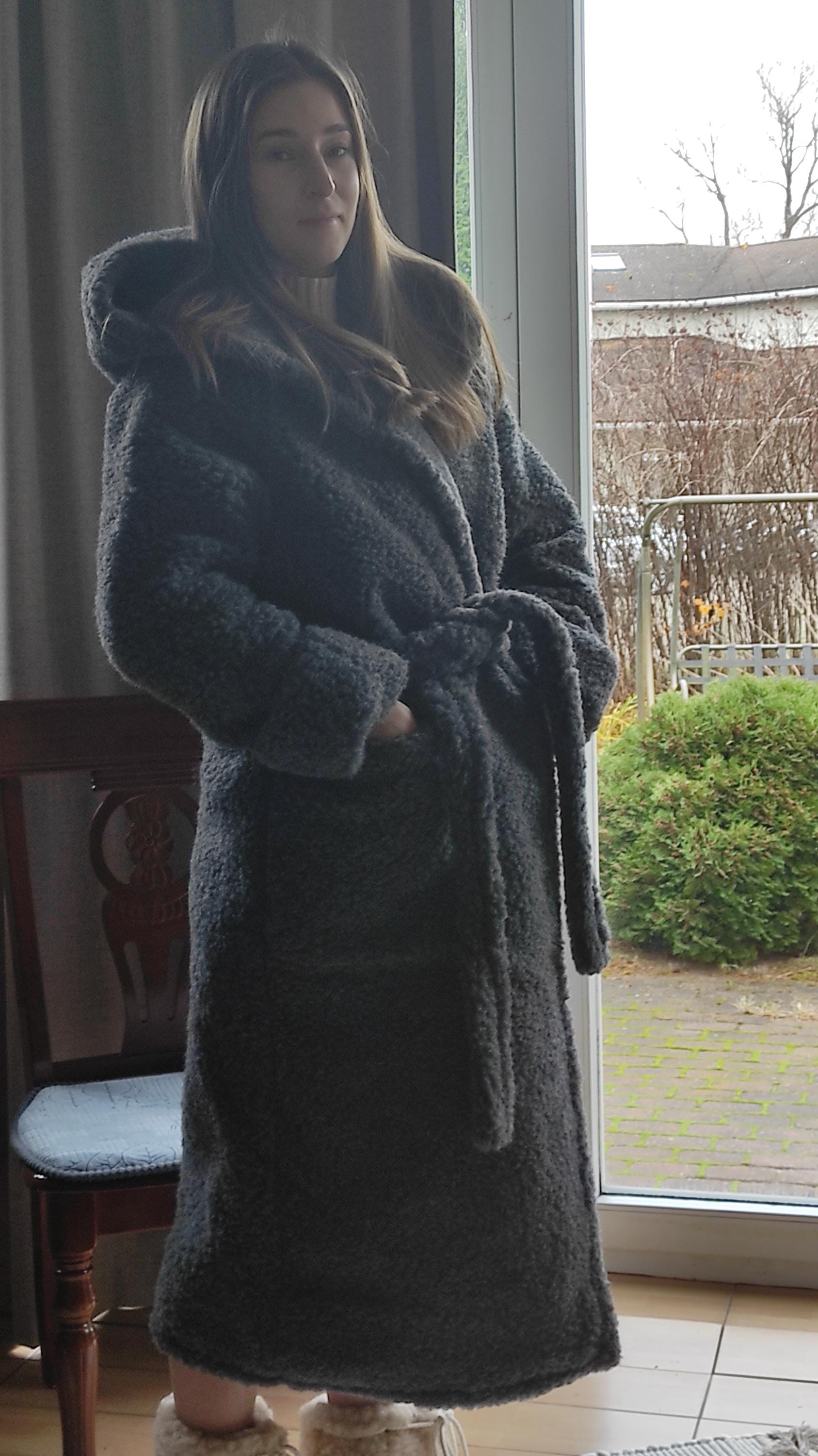 Merino Wool Hooded Robe: Unisex Sheep Wool Bathrobe - Etsy