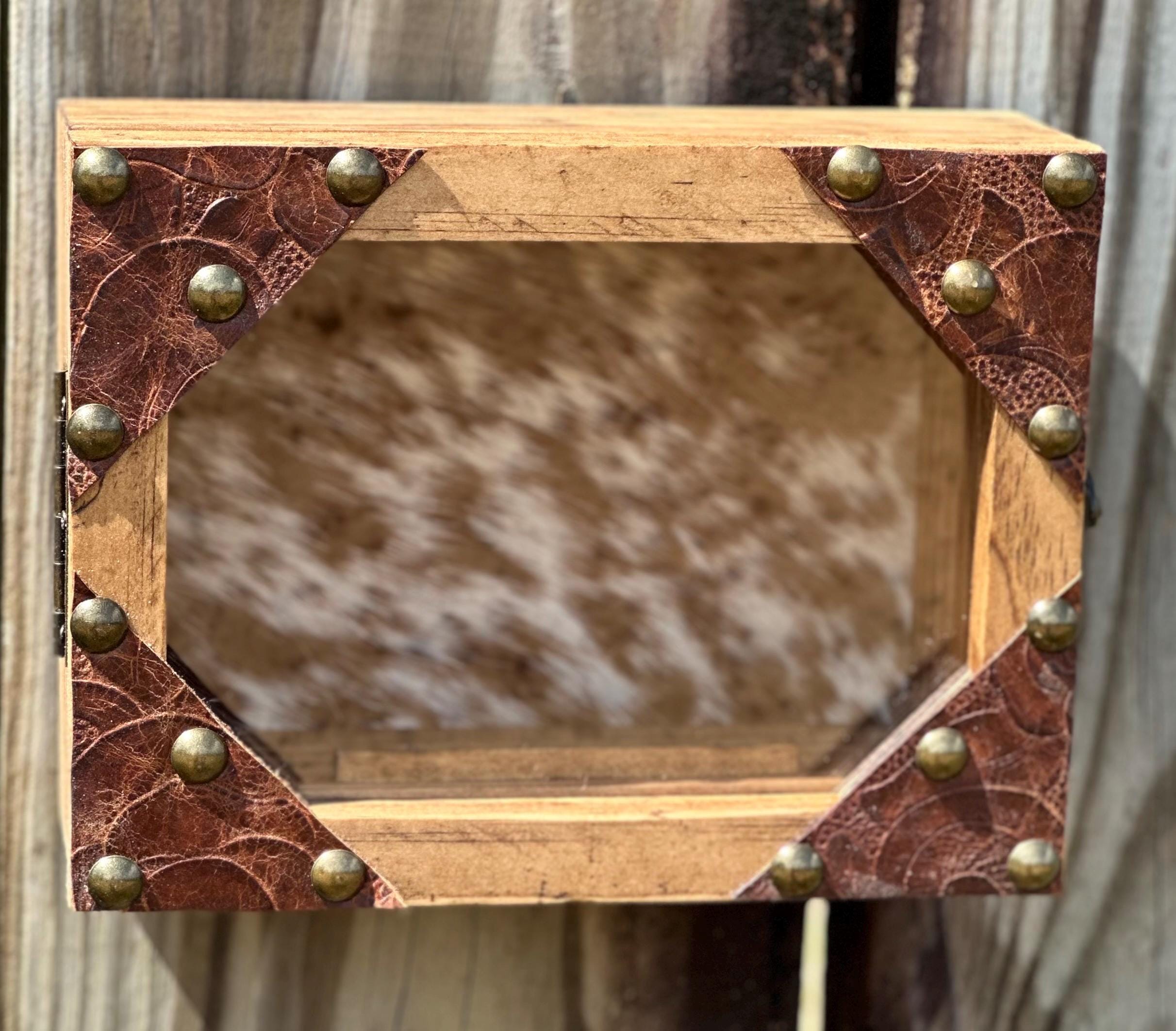 Custom Belt Buckle Shadow Box Display - Etsy
