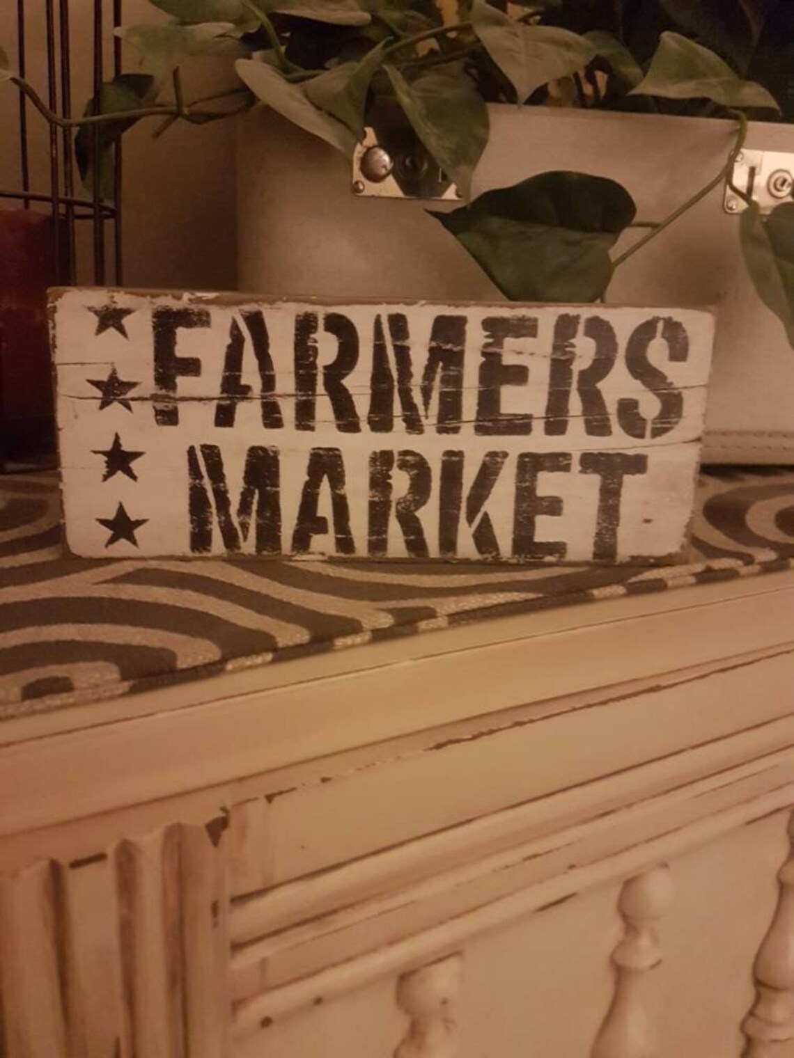 Weathered Fence Post Sign Sitter on Metal Pedestal - Etsy Norway