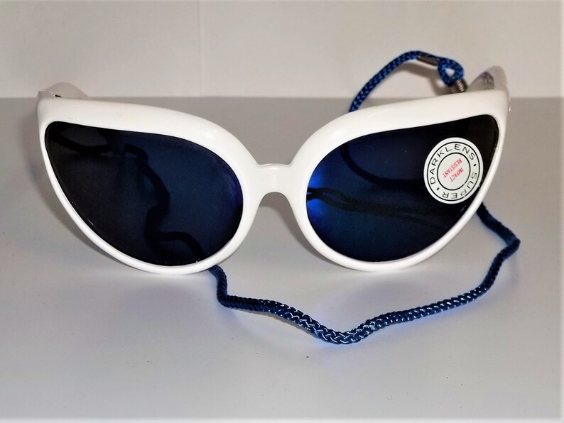 Vintage 80s Womens Cats Eye Sunglasses Dark Blue Mirror Etsy