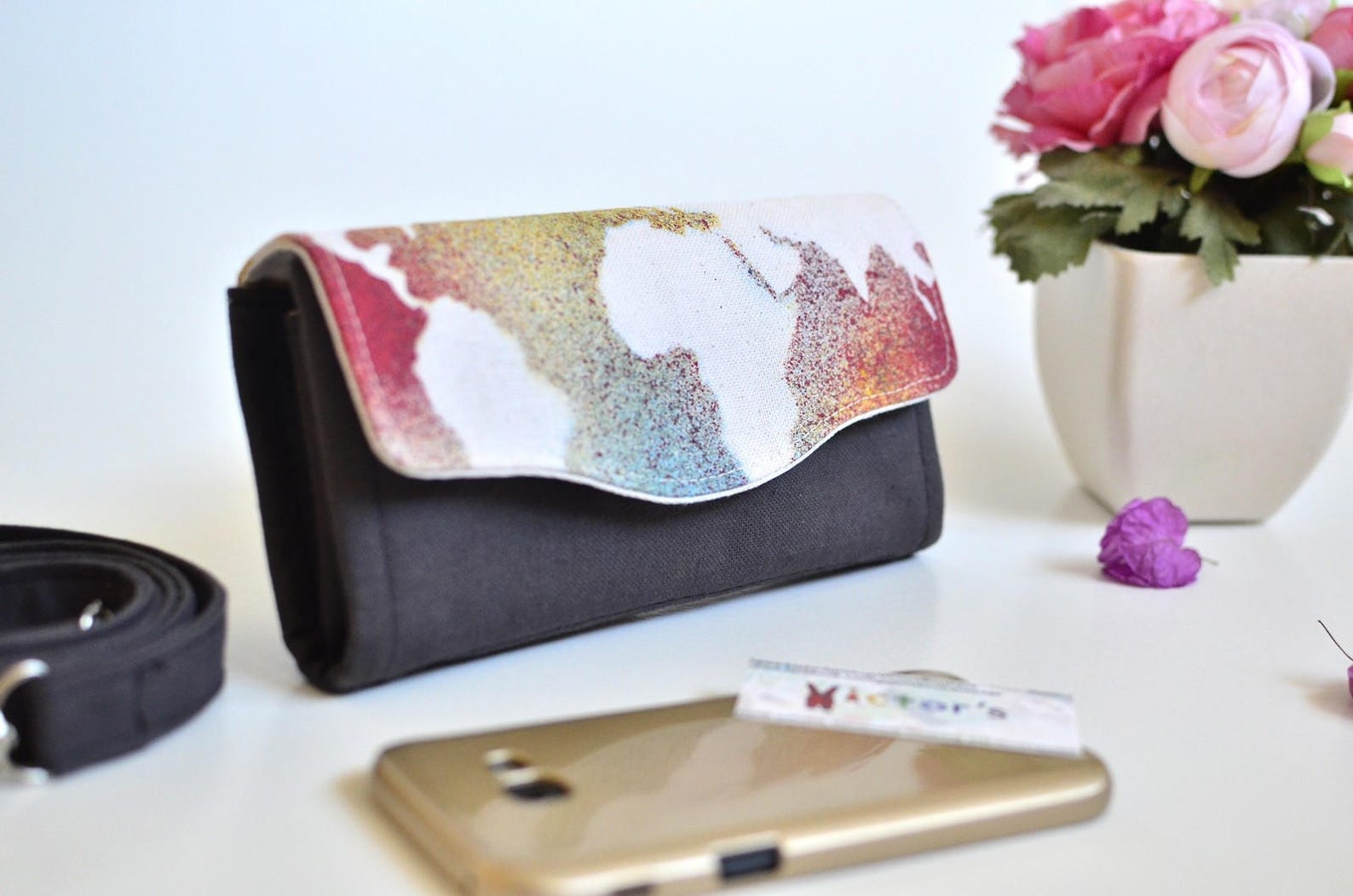 World Map Women's Wallet, Hand Painted Map Wallet, Gift for Travelers ...