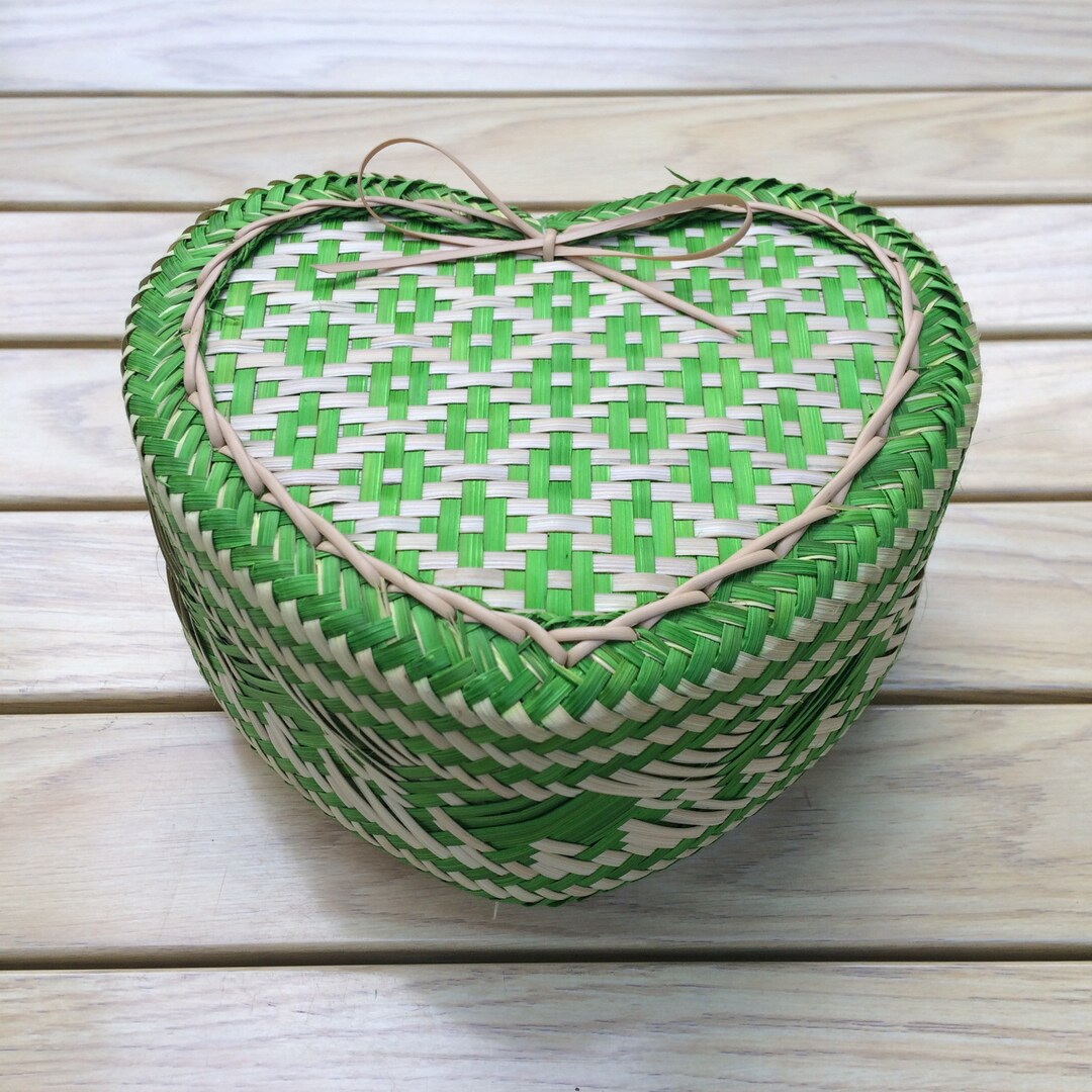 Hand Woven Bamboo Box Heart Shape 6 Inches - Etsy