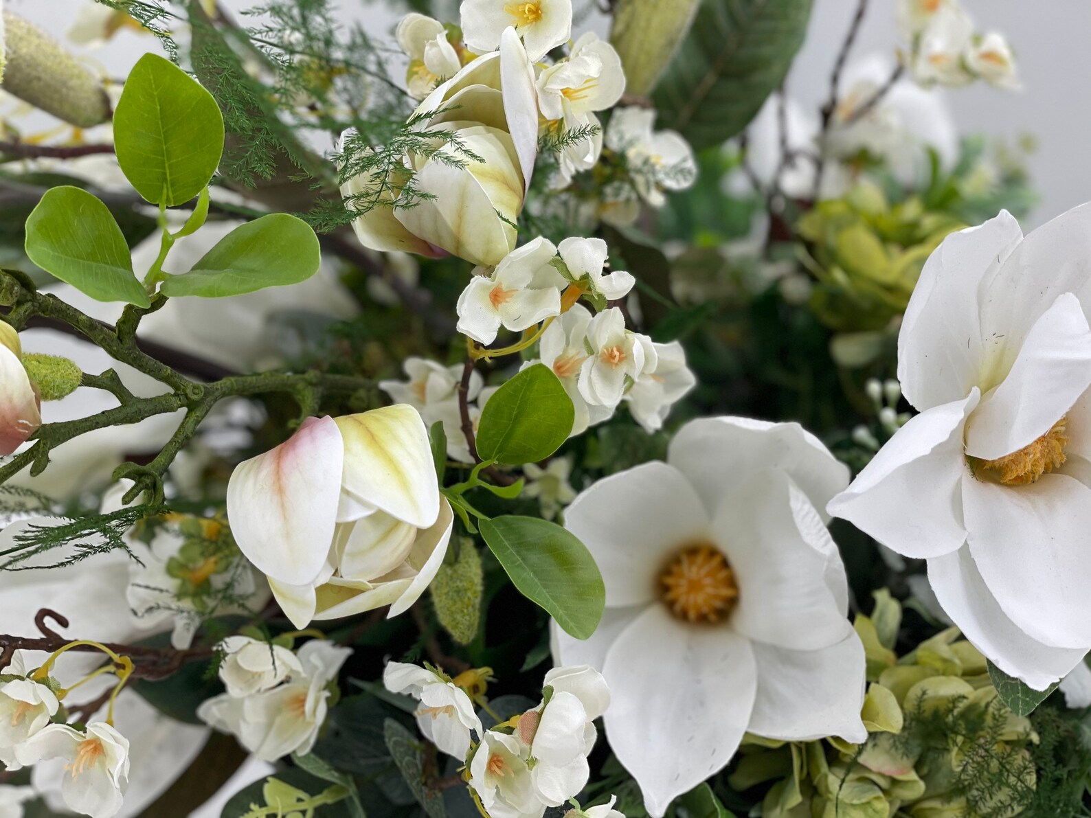 Luxurious Magnolia Centerpiece Arrangement Spring - Etsy