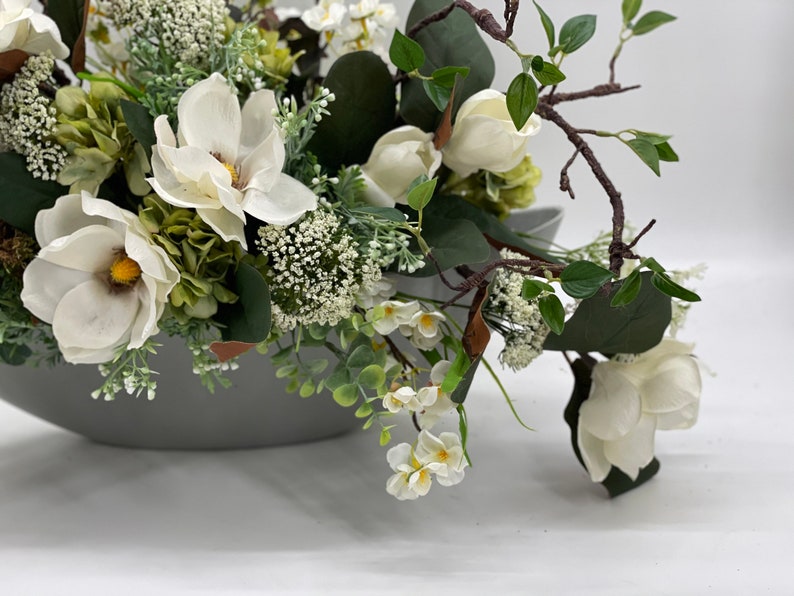 Luxurious Magnolia Centerpiece Arrangement Spring - Etsy