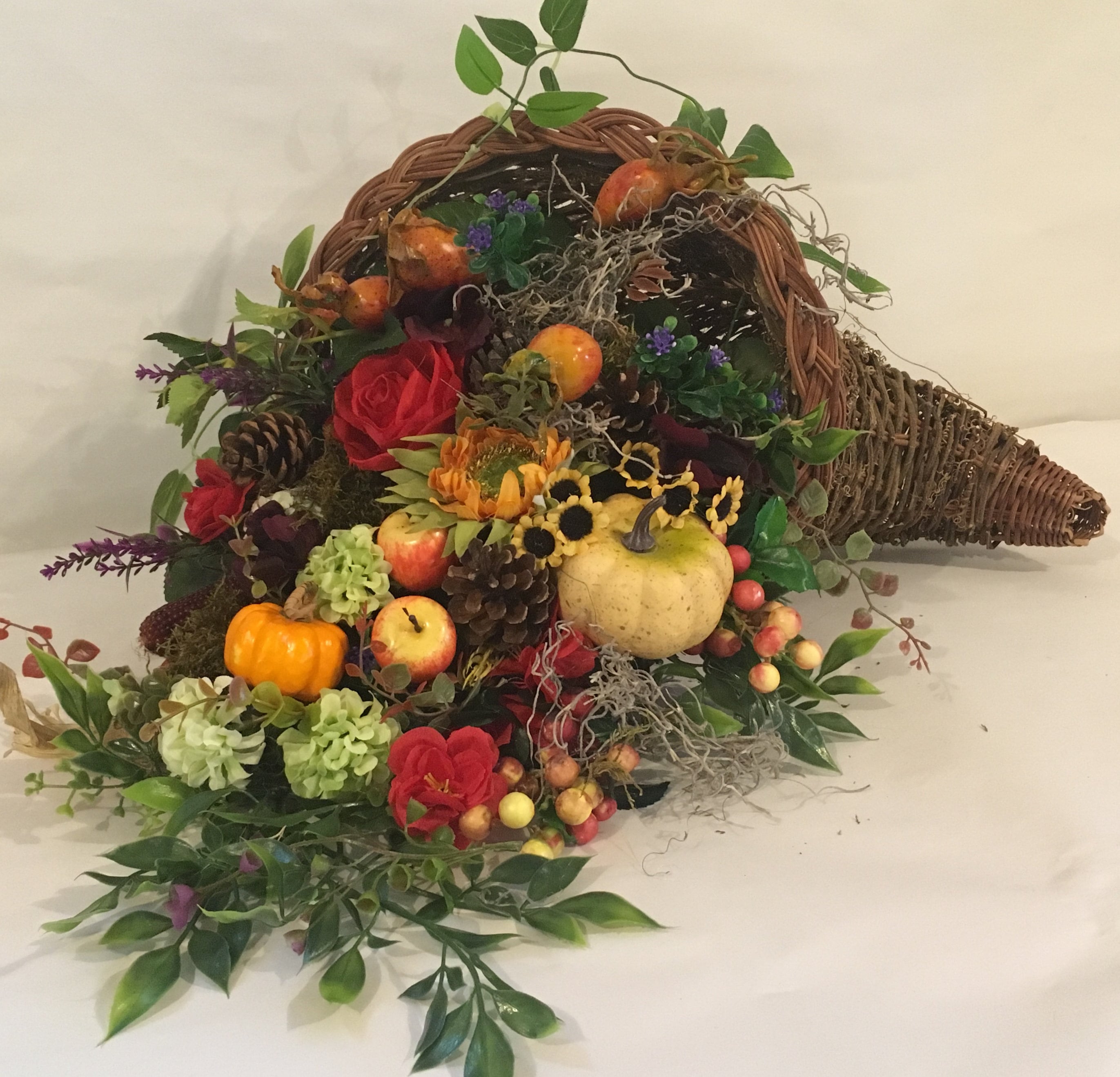 fall cornucopia, fall decor, thanksgiving arrangement