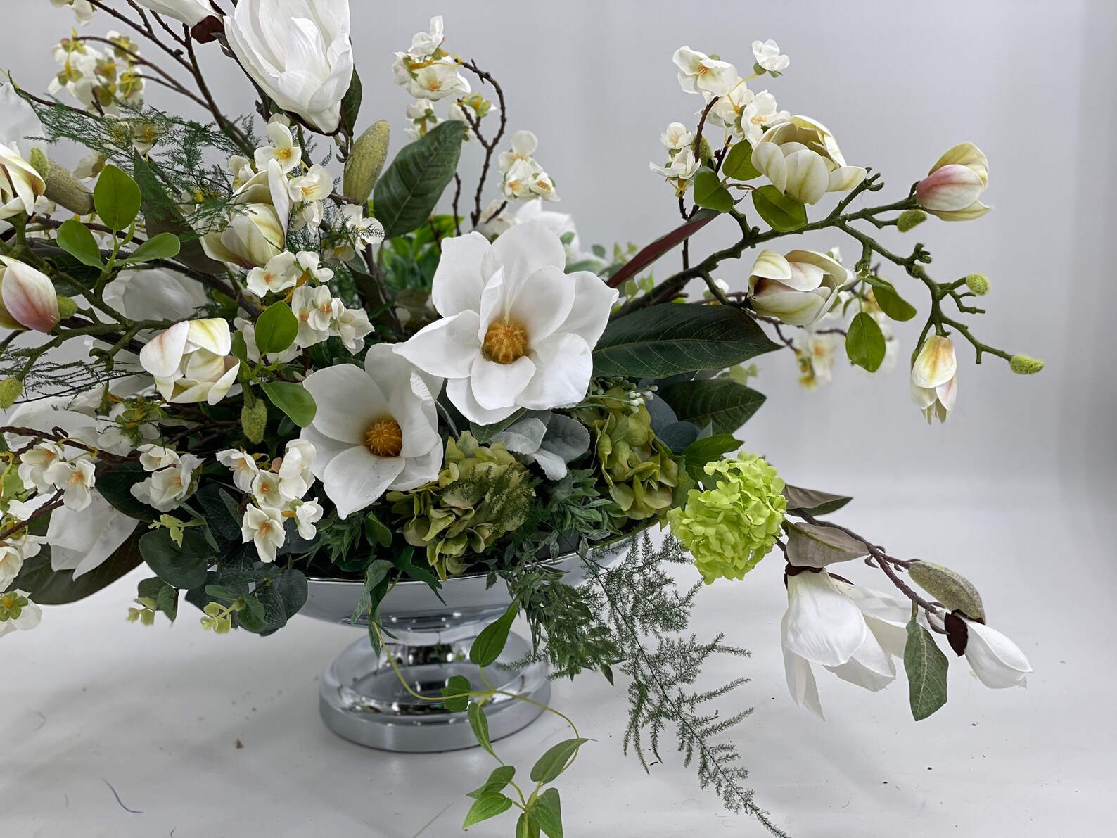 Luxurious Magnolia Centerpiece Arrangement Spring - Etsy