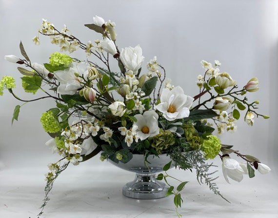 Luxurious Magnolia Centerpiece Arrangement Spring - Etsy