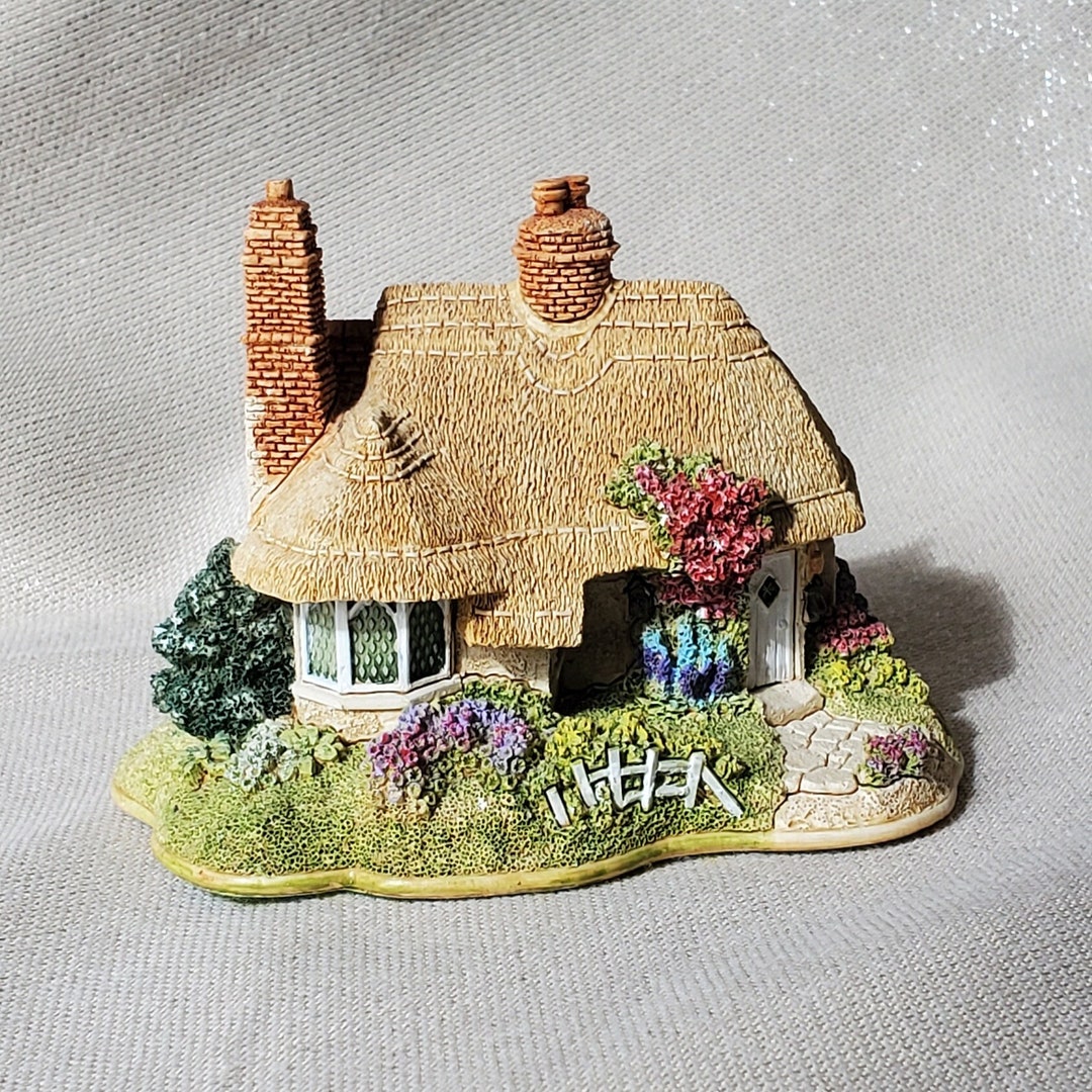 Lilliput Lane dun Roamin' Collectible Cottage L2910 the British ...