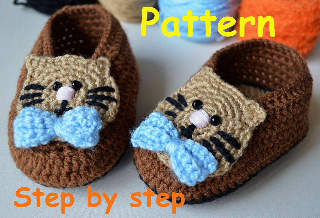 Crochet Baby Boots Pattern Crocheted Shoes With Cats Step by Step ...