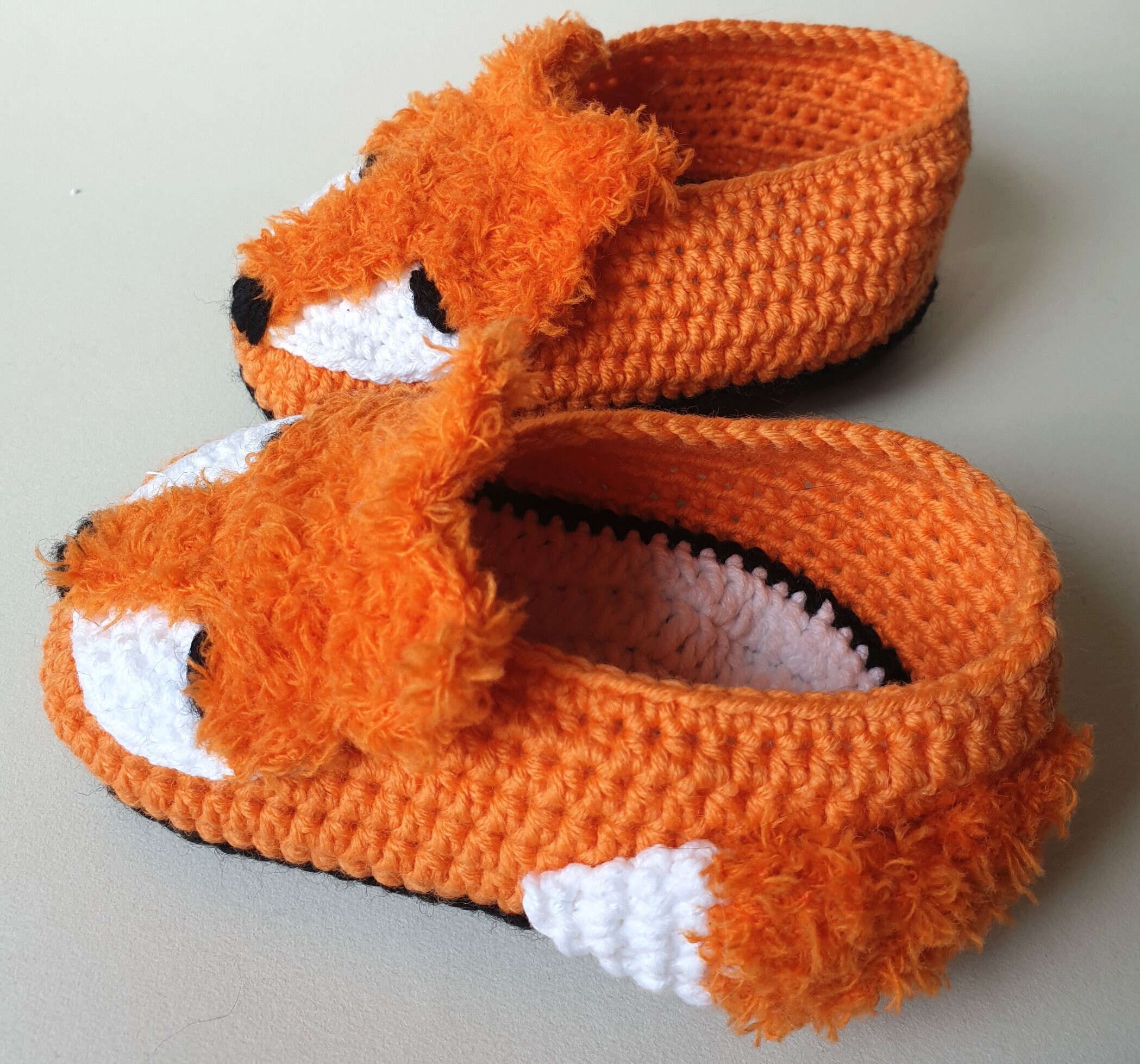 Crochet Baby Boots Pattern Crocheted Orange Shoes With Fox Animal crochet-baby-boots-pattern-crocheted-orange-shoes-with-fox-animal