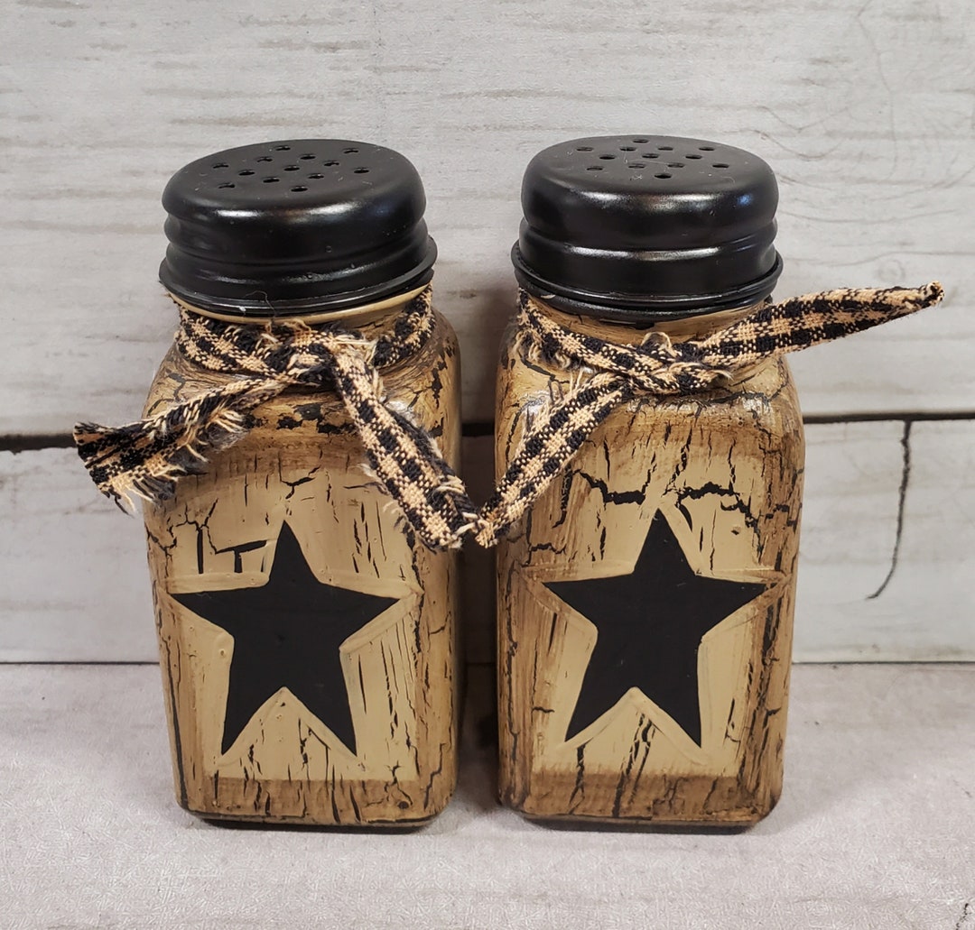 Primitive Salt and Pepper Set Crackle Painted Tan With Black Stars Hand ...
