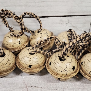 Primitive Christmas Jingle Bell Ornaments Set of 8 Tan/black Homepsun ...