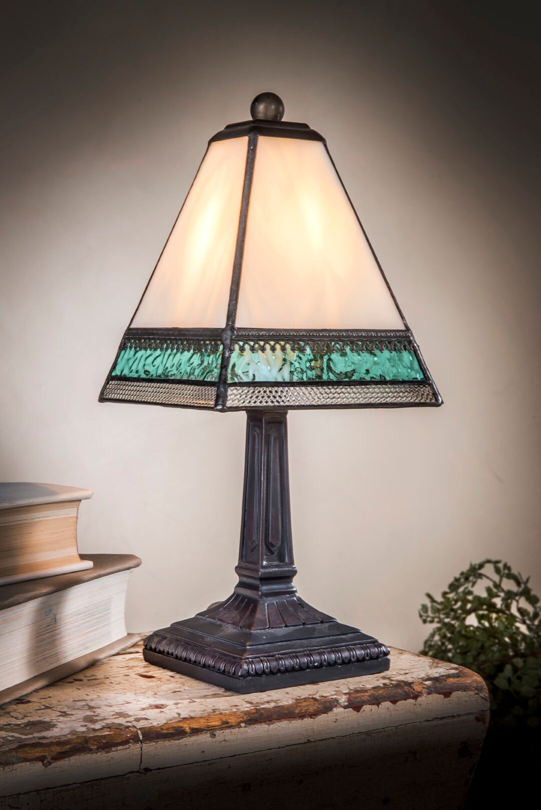 Small Lamp Stained Glass Accent Lamp Mission Craftsman Bedroom Dresser ...