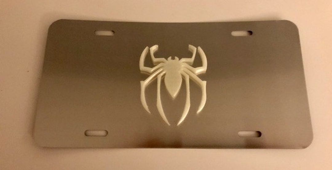 Spider in 3D - Grey Glow in the DARK With White License Plate INSERT ...
