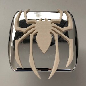 Spider Cool Design in 3d 2 Inch Trailer Hitch Cover Chrome With White ...