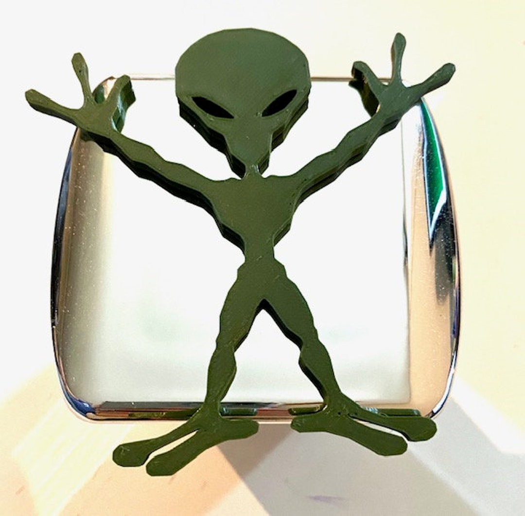 Alien Maritan Splat in 3D - 2 Inch Trailer Hitch Cover Chrome With Army ...