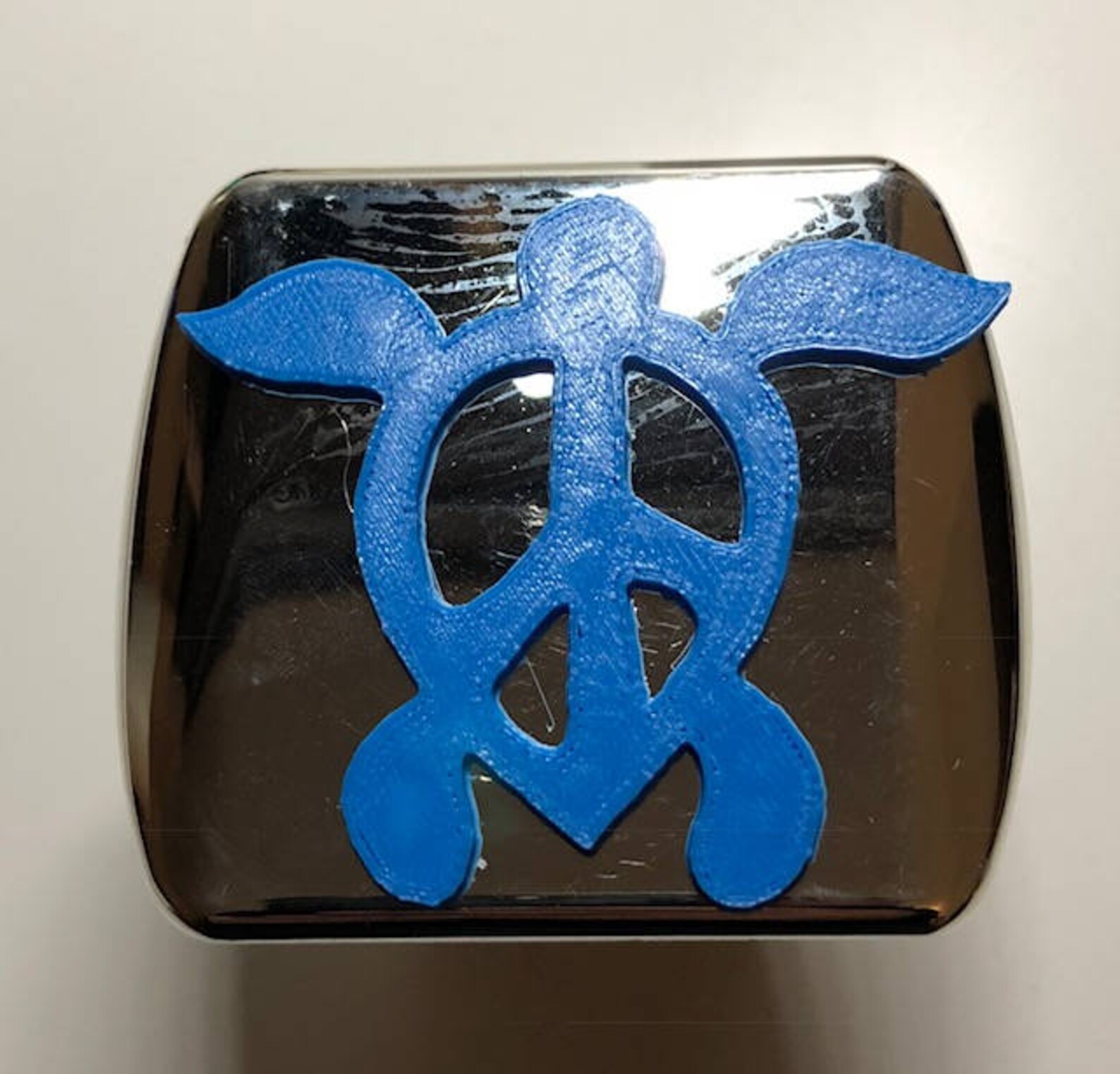 Very Cute Honu Turtle Swimming in 3D - 2 Inch Trailer Hitch Cover ...