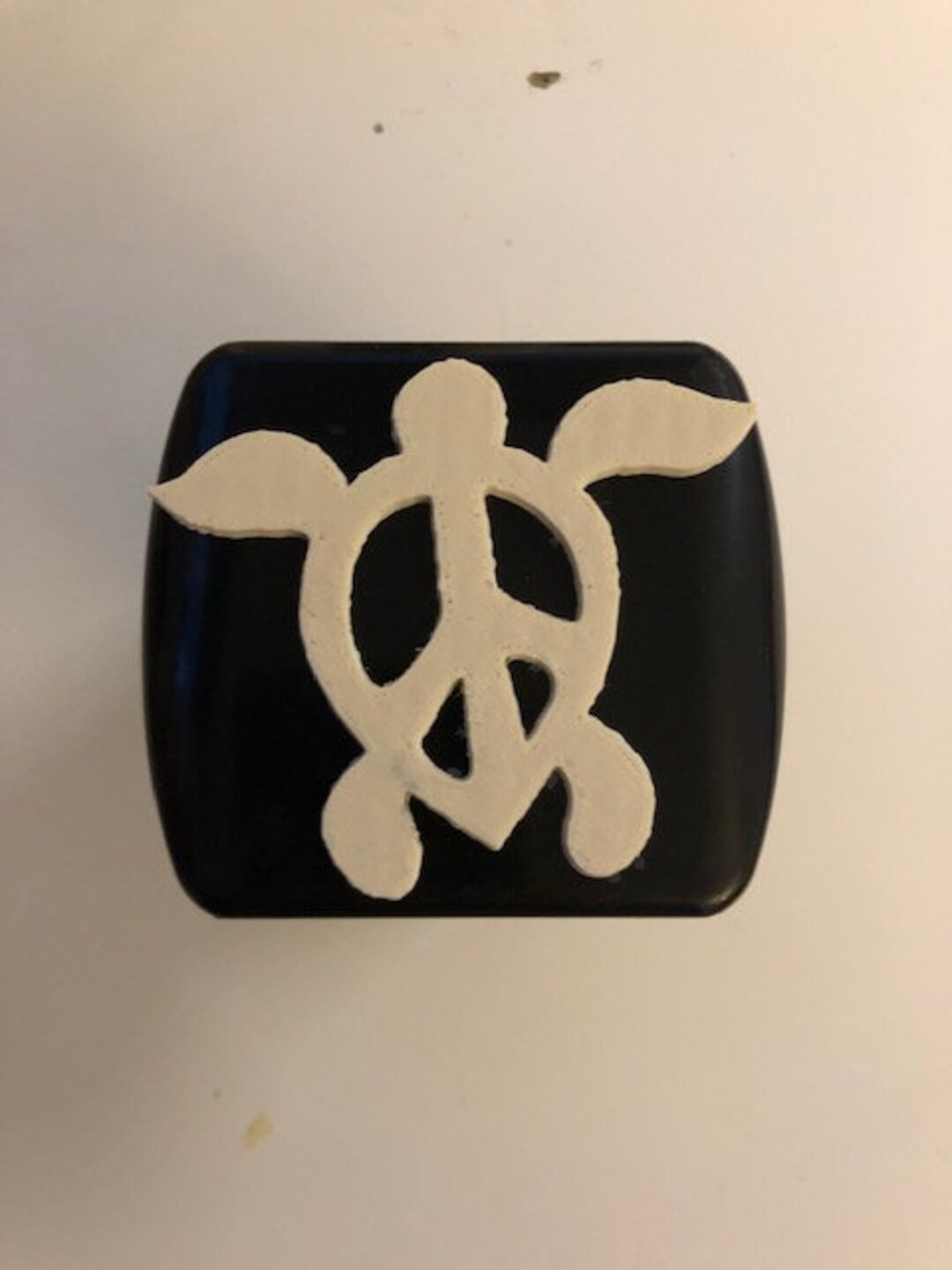 Very Cute Honu Turtle Swimming in 3D - 2 Inch Trailer Hitch Cover Black ...