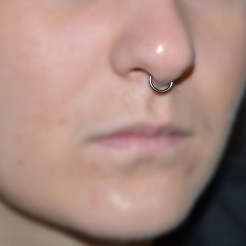 SEPTUM CUFF / Titanium Faux Septum Ring Fake Piercing Faux | Etsy