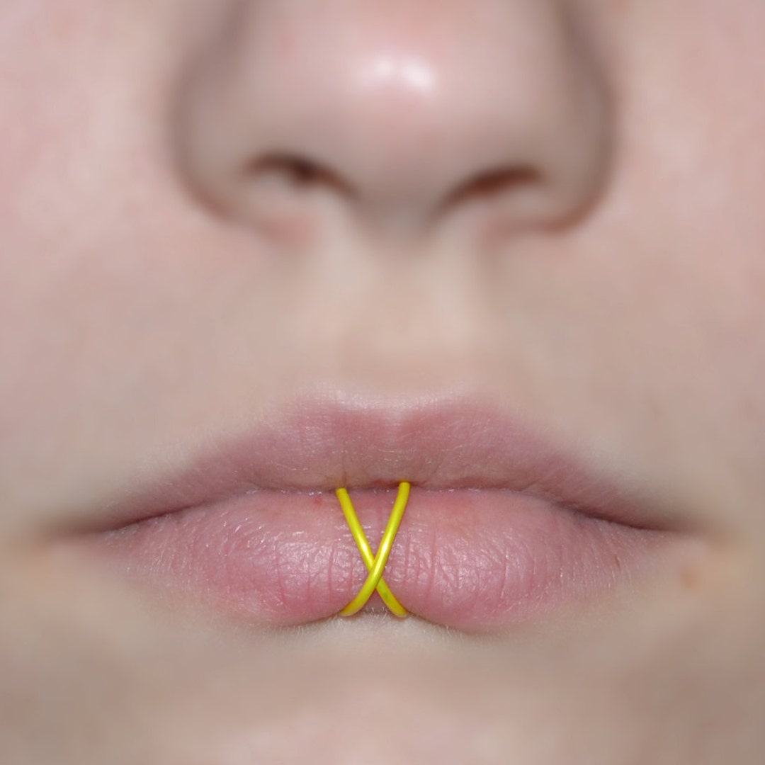 Criss Cross Lip Cuff / Silver Plated Fake Lip Ring Faux - Etsy